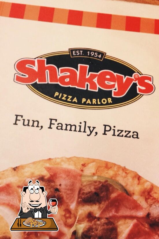 Shakey's fast food, Quezon City, Shakey's Matalino St. - Restaurant ...