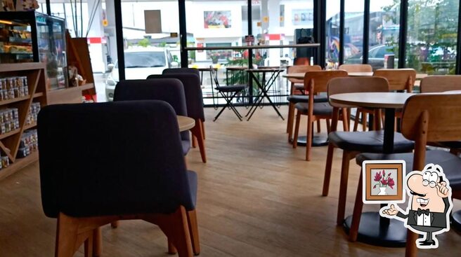 Deli Café Shell Klong Thom - เดลี่คาเฟ่ ปั๊มเชลล์คลองท่อม, Khlong Thom ...