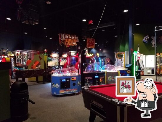 Bo's Family Entertainment in Lenoir - Restaurant menu and reviews