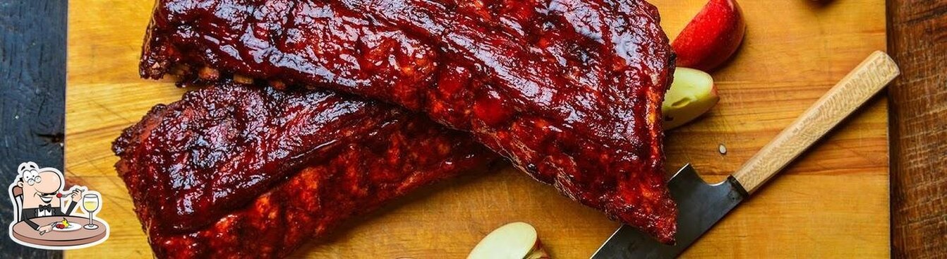 Little Pigs Bar-B-Que in Watersmeet - Restaurant reviews