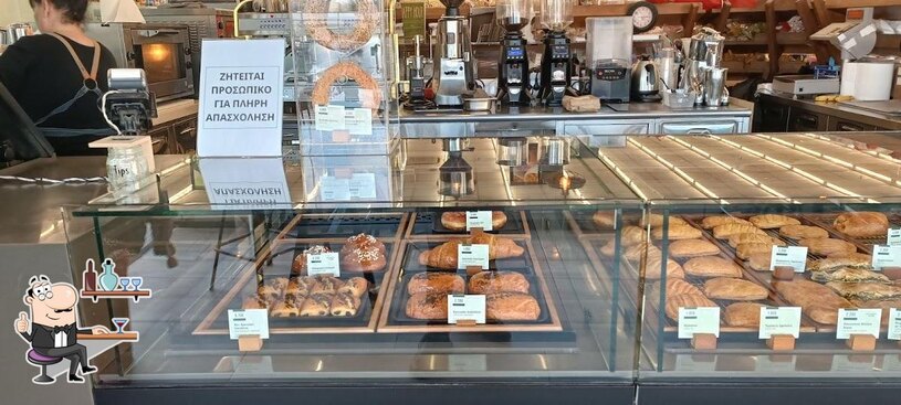 MANOLO Bakery Bar, Kokkini Hani - Restaurant reviews
