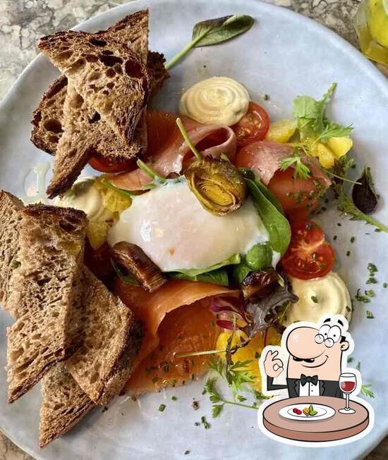 The Royal Rawness cafe, Lisbon, Praca David Leandro da Silva 2 ...