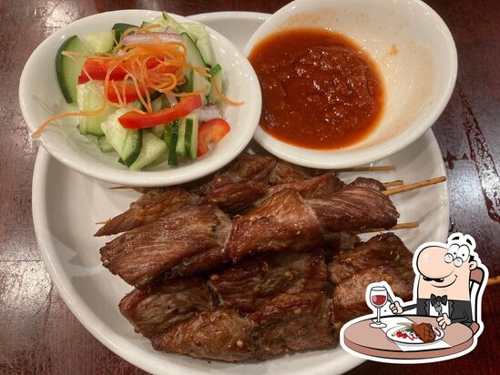 Tiparos Thai Cuisine & Sushi Bar, 1540 N Clark St in Chicago ...