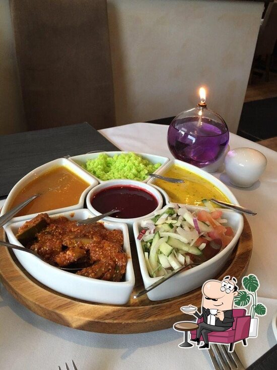 Menu at Cinnamon Tree restaurant, Winkfield