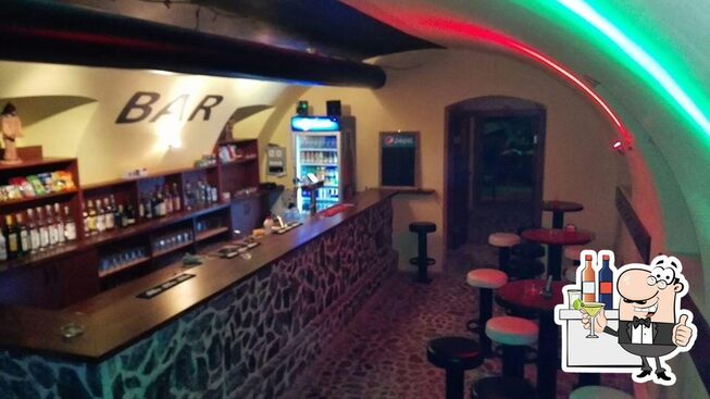 Kingston Bar, Prague - Restaurant menu and reviews