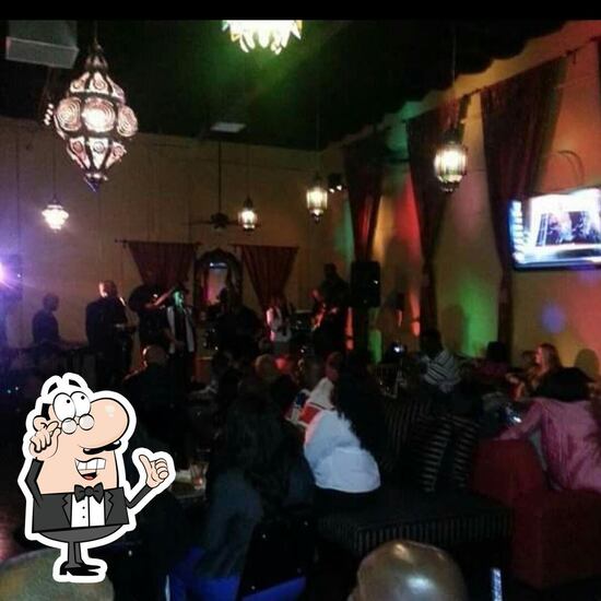 The Sheek Lounge in Compton - Restaurant reviews