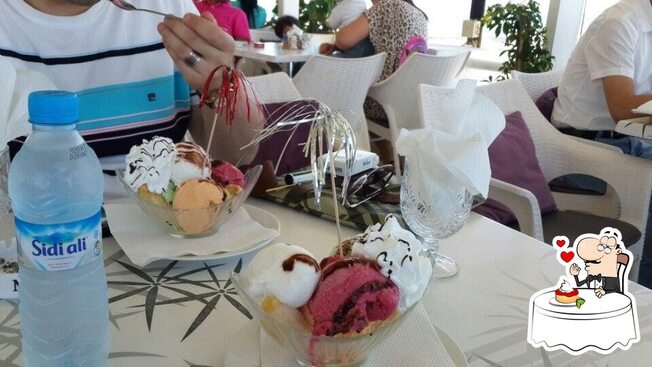 Venezia Ice Ain Diab cafe, Casablanca, H8WG+MG6 - Restaurant reviews
