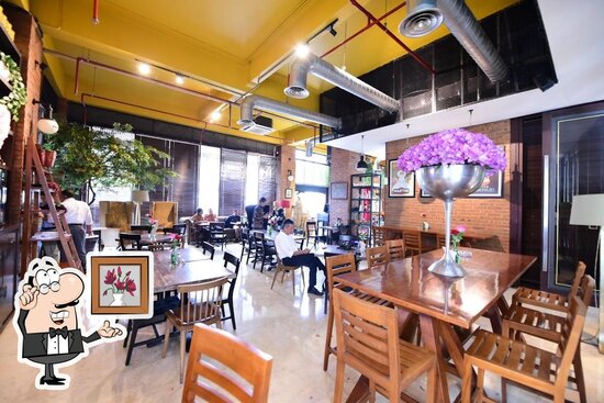 Brava Parlour, Palembang - Restaurant menu, prices and reviews