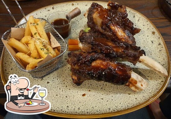 Ground & Pound Cafe/Bar, North Jakarta - Restaurant reviews