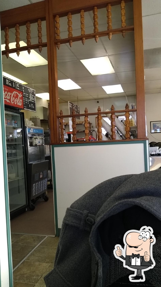 Menu at Snack Shack Drive-Inn restaurant, Manning