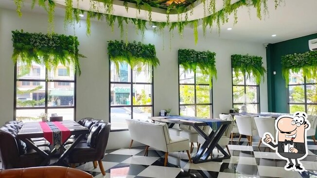 กินอะไรดี - Cafe & Restaurant, Si Racha - Restaurant menu, prices and ...