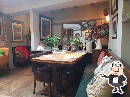 Menu at The Red Lion, Horsell pub & bar, Woking, 123 High St