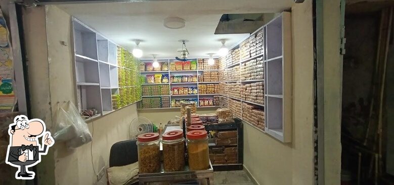 Roshan Bakery, New Delhi, E 12/6 - Restaurant reviews