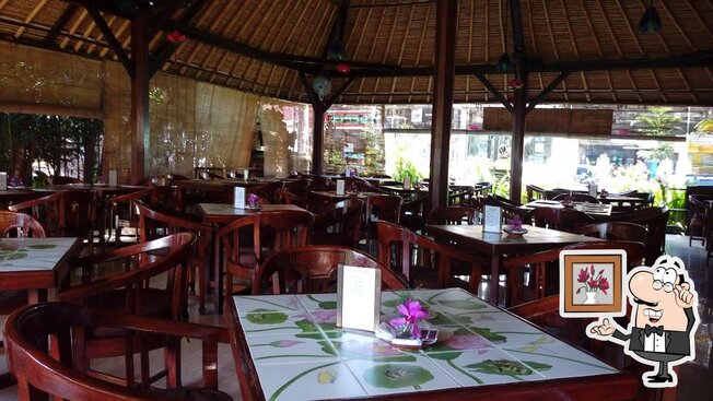 Cafe Lotus, Ubud - Restaurant menu, prices and reviews