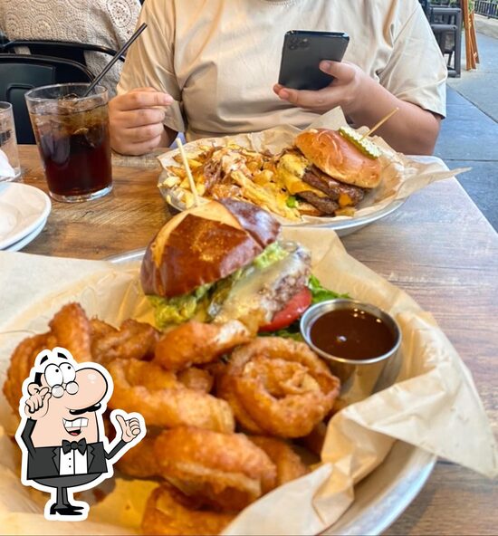 Fuller House, Hinsdale - Restaurant menu, prices and reviews
