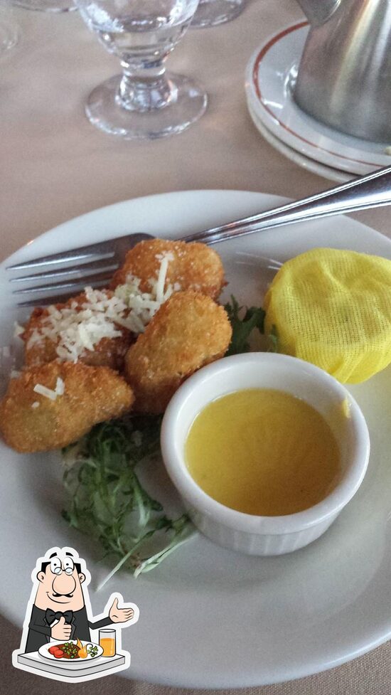 Daniel's Broiler - Leschi, 200 Lake Washington Blvd in Seattle ...