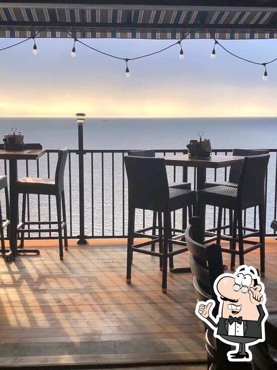 Menu at Blue Water Manor pub & bar, Bolton, Lake Shore Dr
