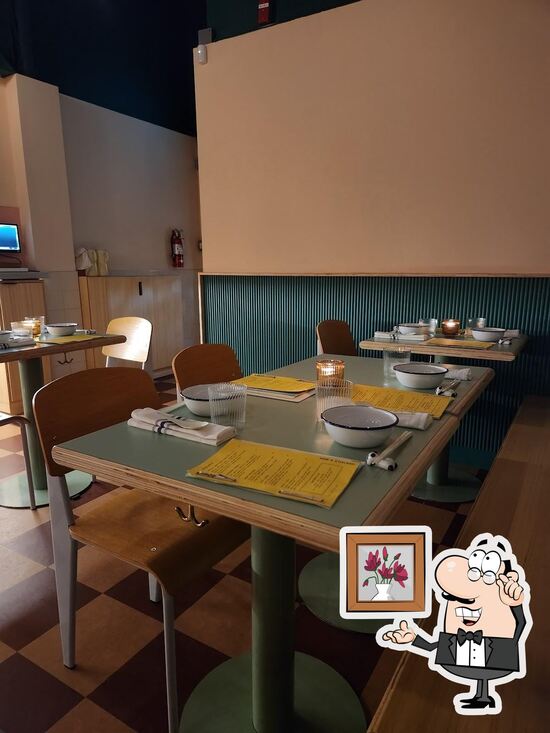 Sunnys Chinese, Toronto - Restaurant menu, prices and reviews