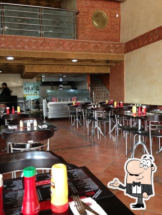 Grillade Adil restaurant, Rabat, X44G+XXM - Restaurantbewertungen