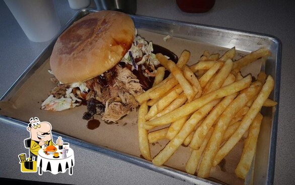 Menu at Vincents Road Hog BBQ, Conway