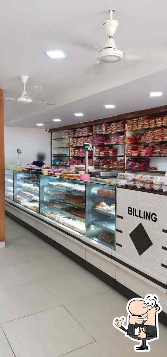 Ashwin's Sweet & Snacks, Tiruchirappalli - Restaurant reviews