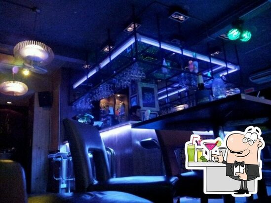 Maxis Bar, Bangkok, Sam Yan - Menú del restaurante, precios y reseñas