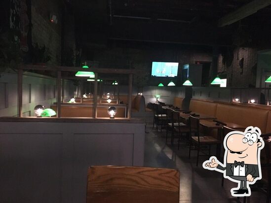 Present Company Public House in Washington - Restaurant menu and reviews