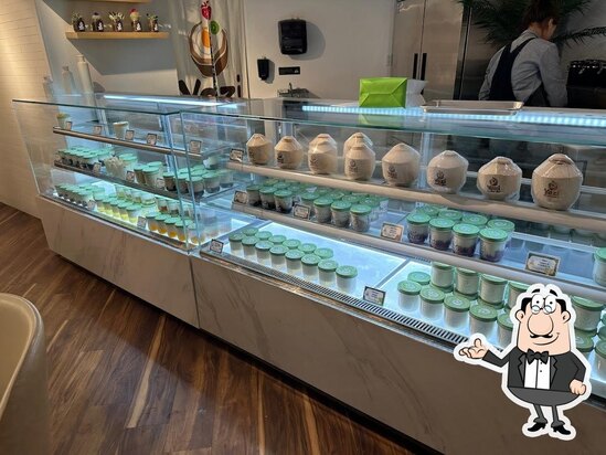 Yezi Coconut Dessert, Bellevue - Restaurant menu, prices and reviews