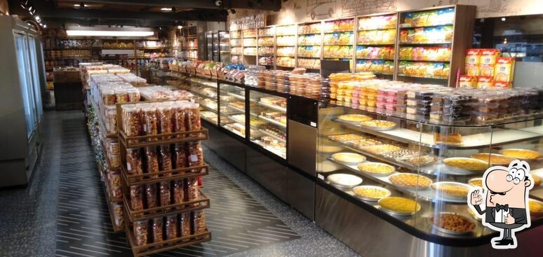 MRA Restaurant,Bakery & Cafe, Thalassery - Restaurant reviews