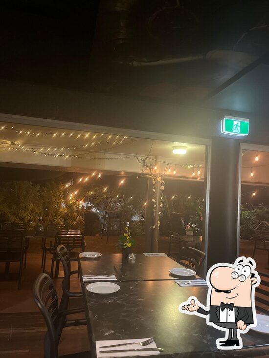 Steakout pizzeria - Pizza Italian Restaurant Sandstone Point, Sandstone ...