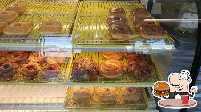 Missing Hole Donut Shop in Castroville - Restaurant menu and reviews