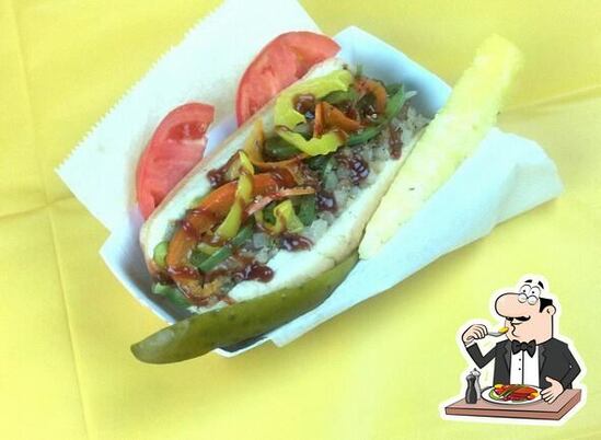 Woody's Famous Hot Dogs, 31140 Van Dyke Ave in Warren - Restaurant reviews