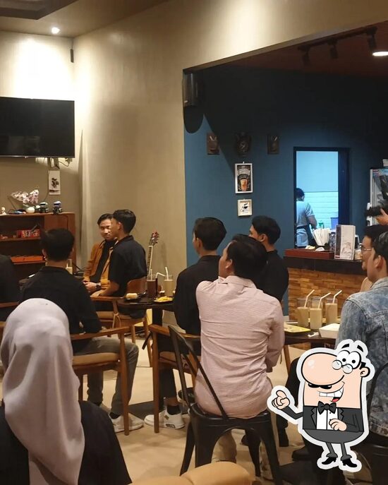 Henshin Coffee Cafe, Malang - Restaurant reviews