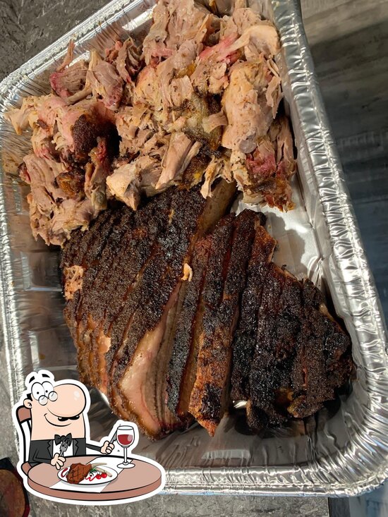Menu at The Saucy Pig BBQ, Blanchard