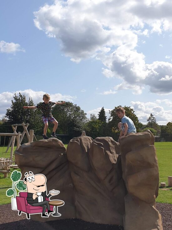 Bennett's Splash Park & Splashside Café in Dunstable - Restaurant reviews