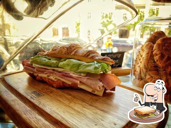 Roots Urban Tastery, Cluj-Napoca, Bulevardul Eroilor 4 - Restaurant reviews