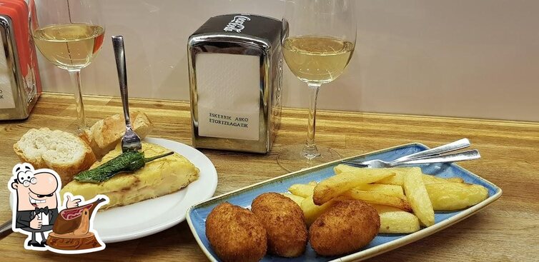 Pub y bar El Eme, Bilbao - Carta del restaurante y opiniones