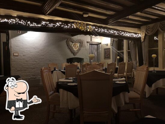 Menu at Moreteyne Manor restaurant, Marston Moretaine, Woburn Rd