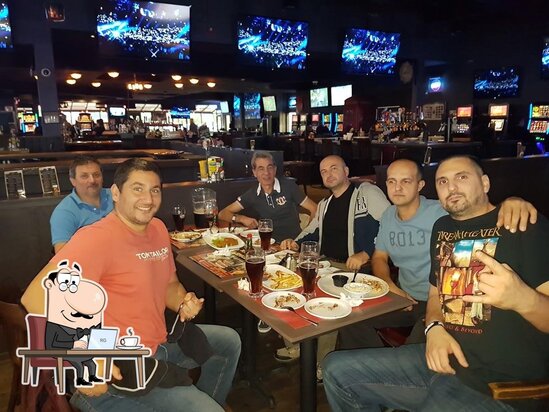 PJ's Pub, Montréal - Restaurant menu, prices and reviews