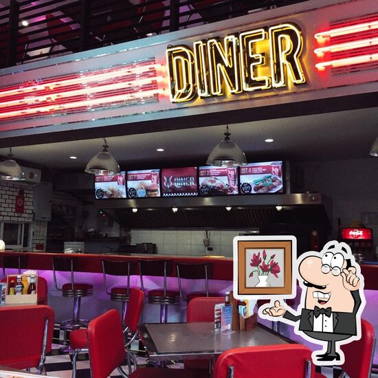 V8 Diner, Bangkok, Nana - Restaurant menu, prices and reviews