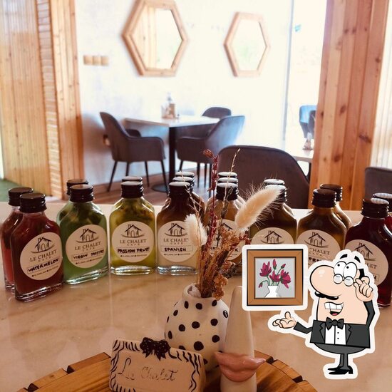Le Chalet Cafe, Al Ain - Menú del restaurante, precios y reseñas