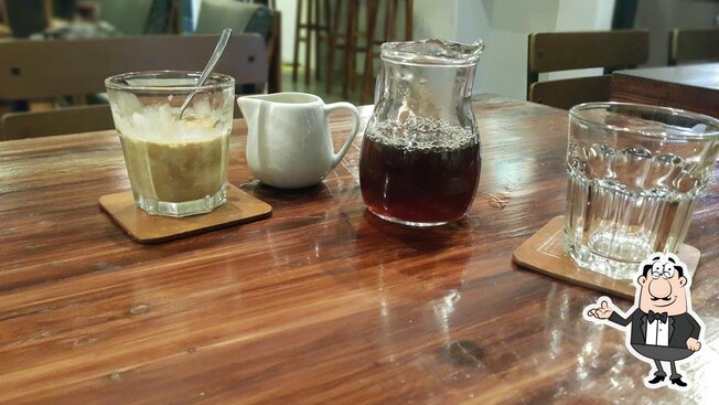 Zero Hour Coffee, Bandung, Jl. Terusan Martanegara No.20 - Restaurant ...