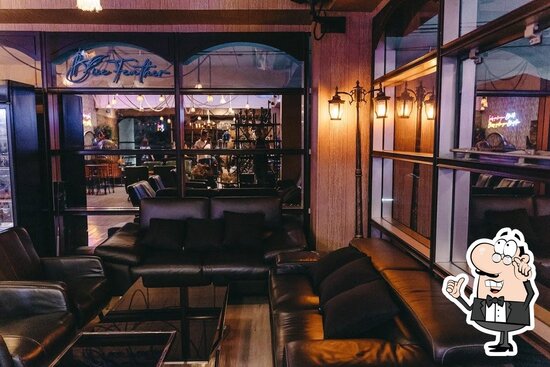 Blue Feather pub & bar, Pak Kret - Restaurant reviews