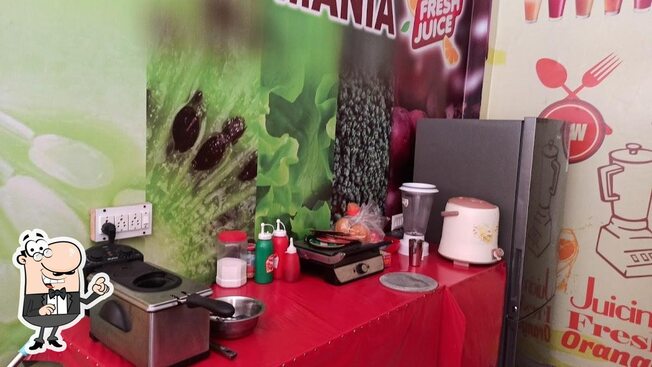 Menu at Shahi Juice bar and Snack mania, Ludhiana