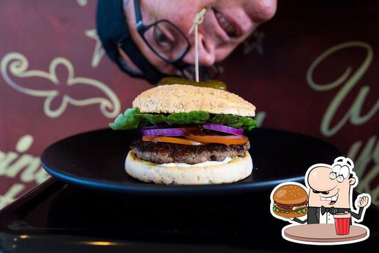 Burger Pl8 Jindalee in Jindalee - Restaurant menu and reviews