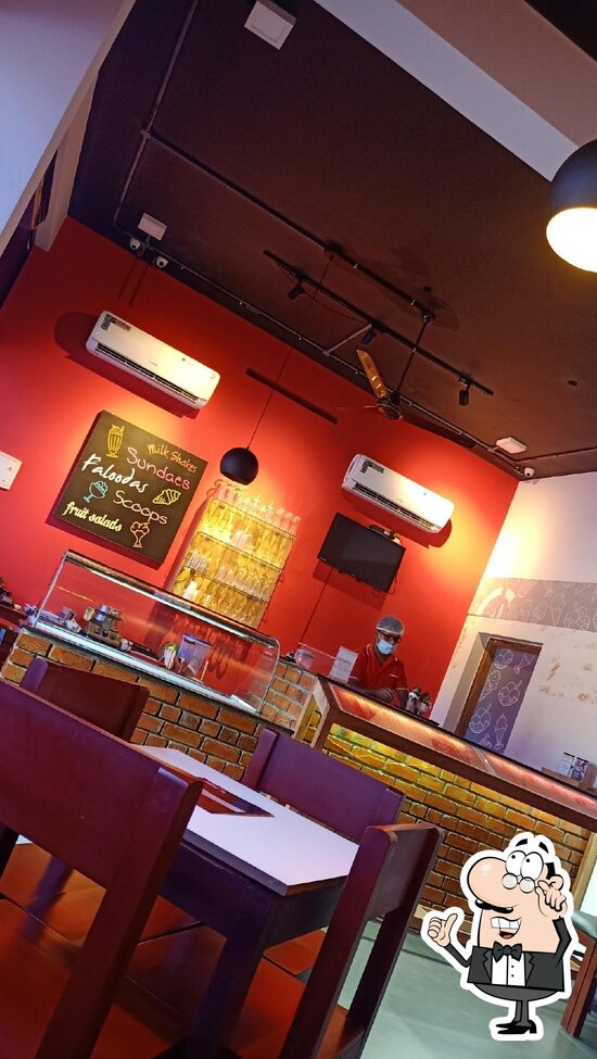 CEE FOUR Camerry Ice creams & more...., Kottayam - Restaurant reviews