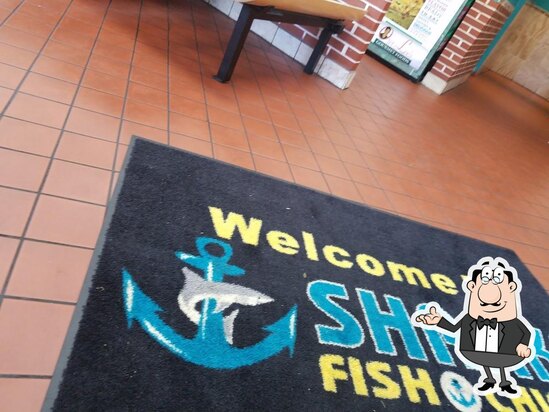 Sharks Fish And Chicken, Maywood - Restaurant menu, prices and reviews