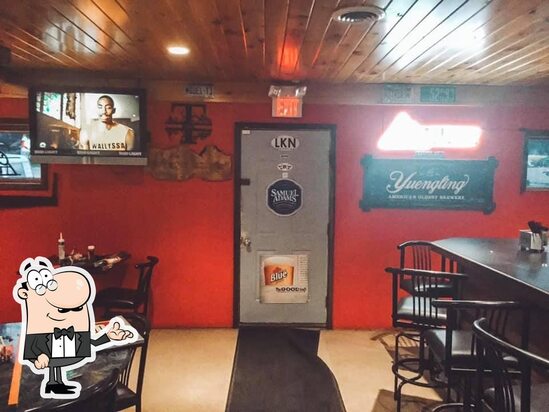 Carta del pub y bar Model T Inn, Derrick City, 555 Derrick Rd