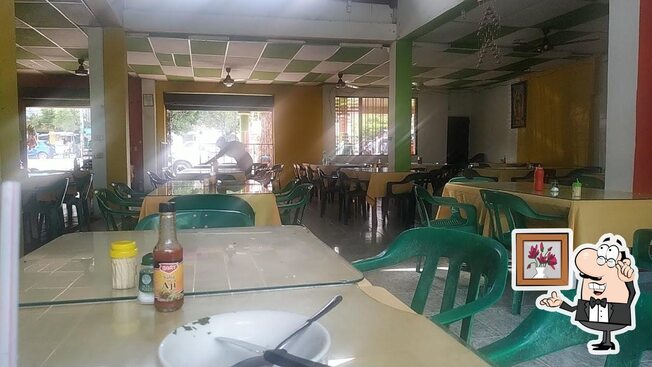 Restaurante El Gallineral Comida Típica Santanderian, Pailitas ...