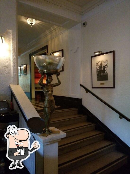 The Commodore Bar & Restaurant (Event Venue), Saint Paul - Restaurant ...